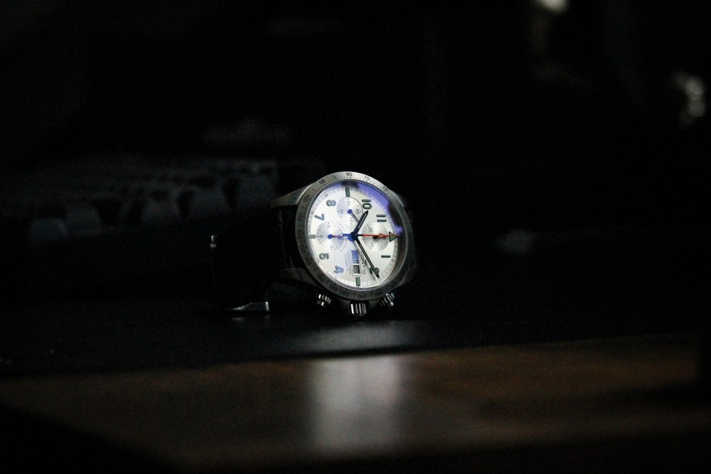 Fortis Classic Cosmonauts Steel A.M. - The Calibrated Wrist